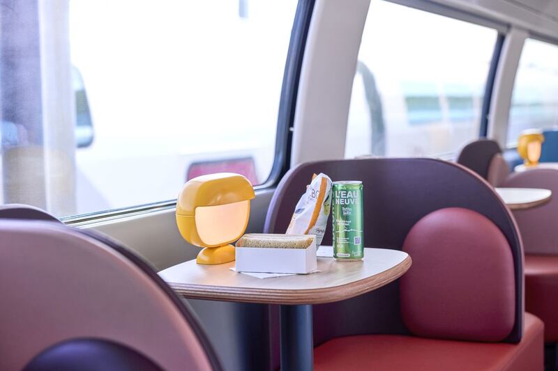 Prévu pour 2026, le futur TGV Inoui fait patienter le voyageur en ...